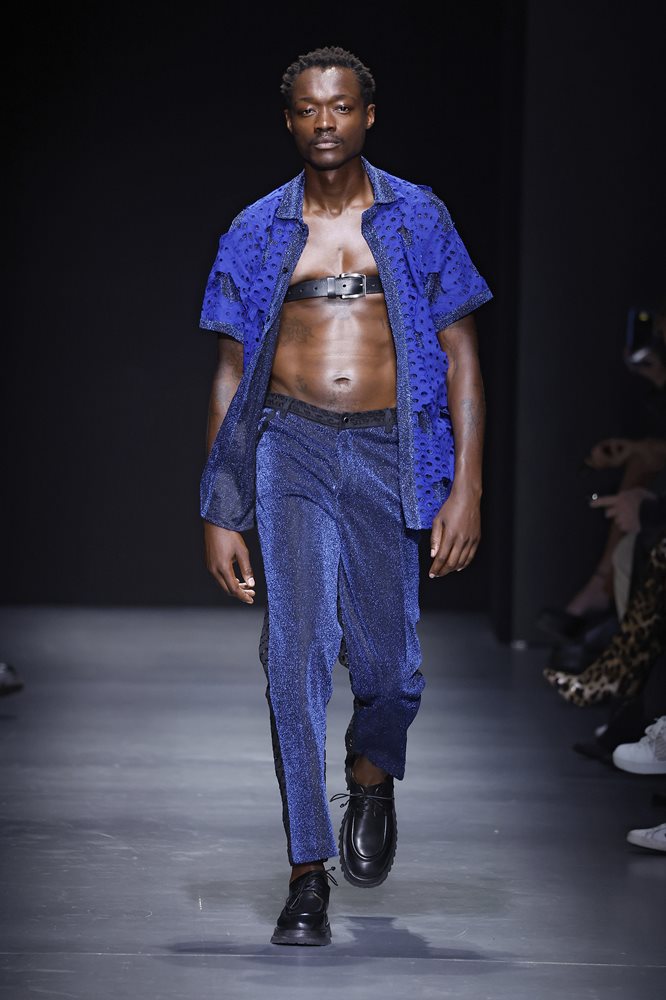 Tokyo-James-summer-2023 (36) | Showdetails