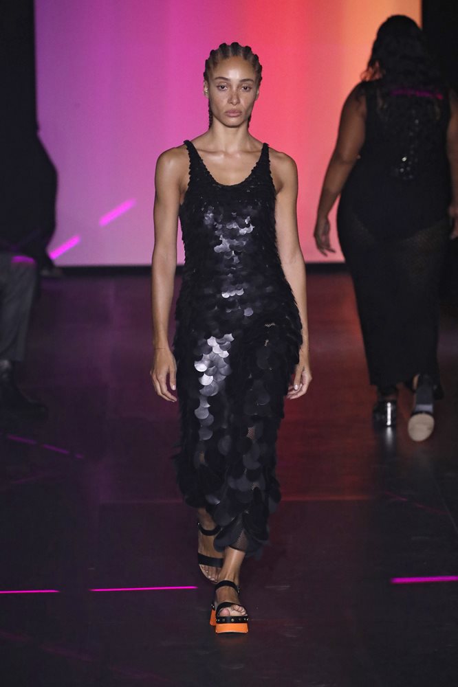 Chloe-summer-2023 (33) | Showdetails