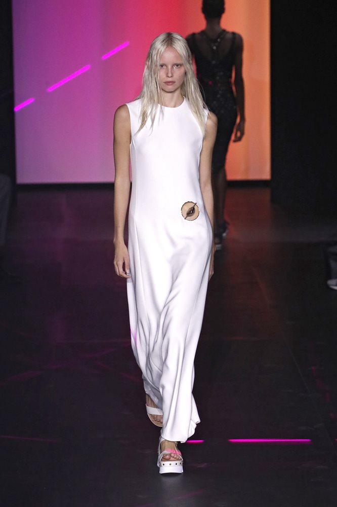 Chloe-summer-2023 (20) | Showdetails