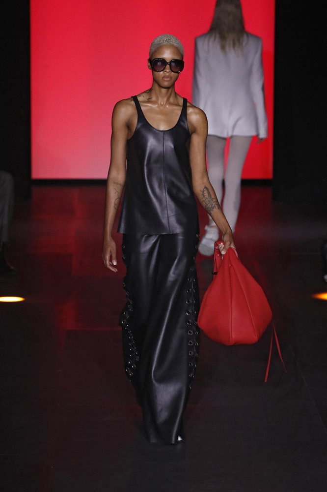 Chloe-summer-2023 (20) | Showdetails