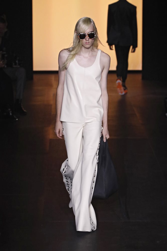 Chloe-summer-2023 (20) | Showdetails