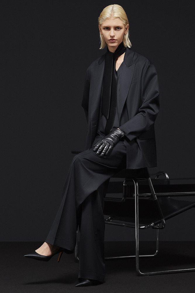 Kiton Donna FW23-24 (25) | Showdetails